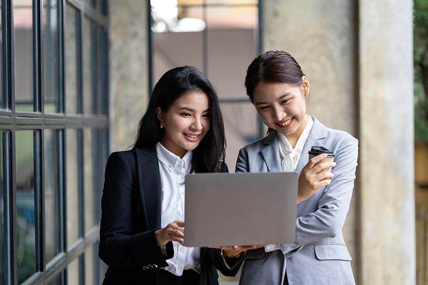7 Social Networking Strategies for Professional Success